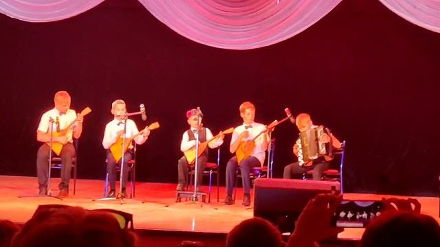 "Силушка богатырская" - ансамбль балалаечников и баян Бак Марк