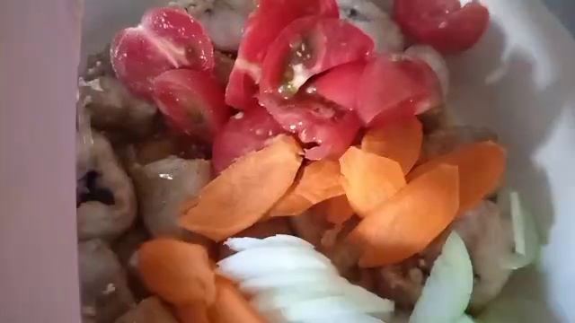 Жаренная рыба с овощами! Четверг - рыбный День!