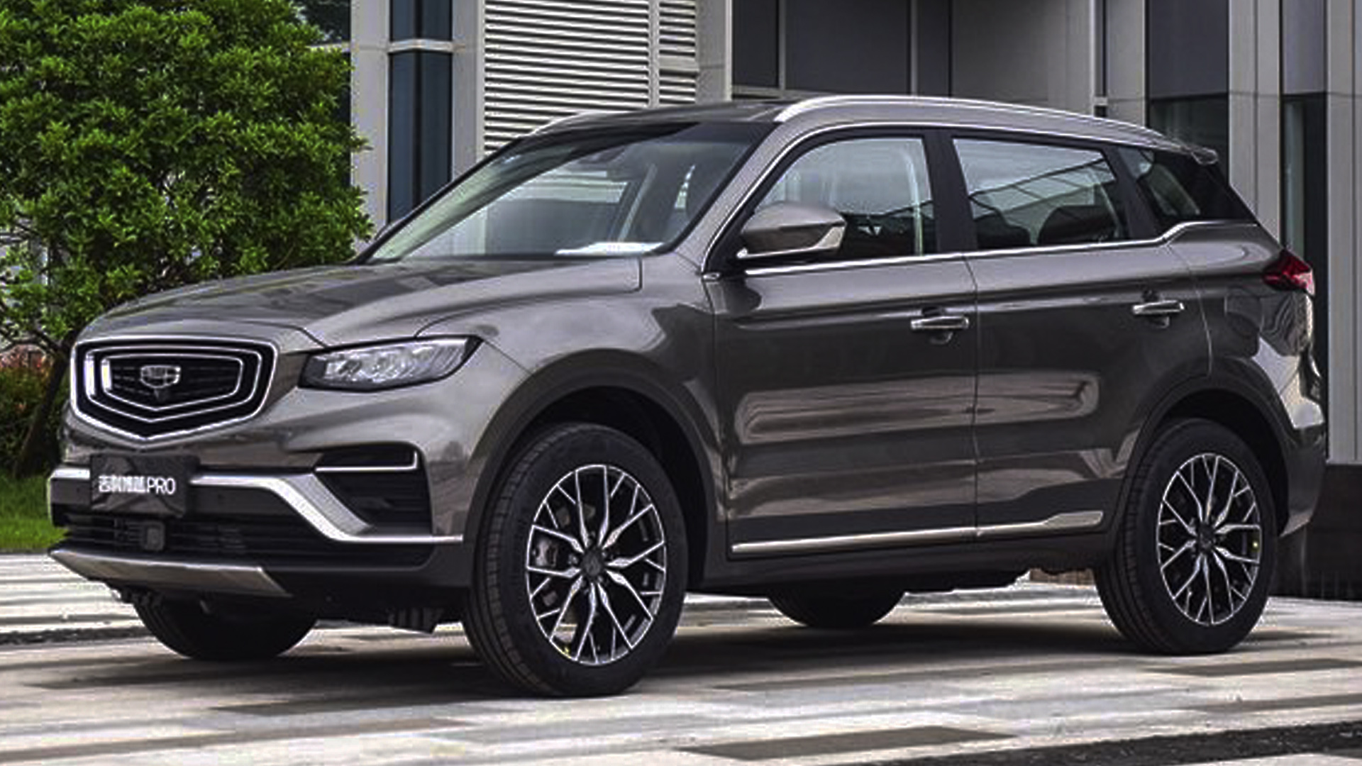 Бестселлер Geely Atlas Pro 2021- озвучена дата старта продаж в России