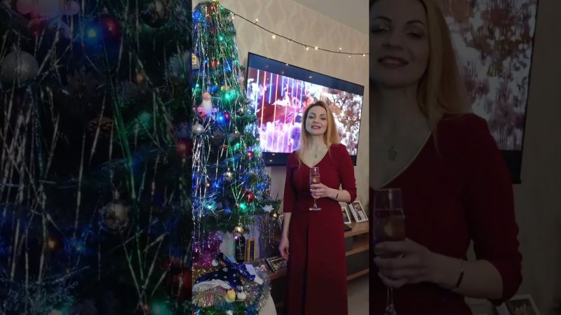 Поздравление от снегурочки❤
