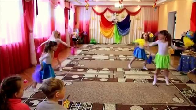 Танец _Хоккей!_ в детском саду.mp4