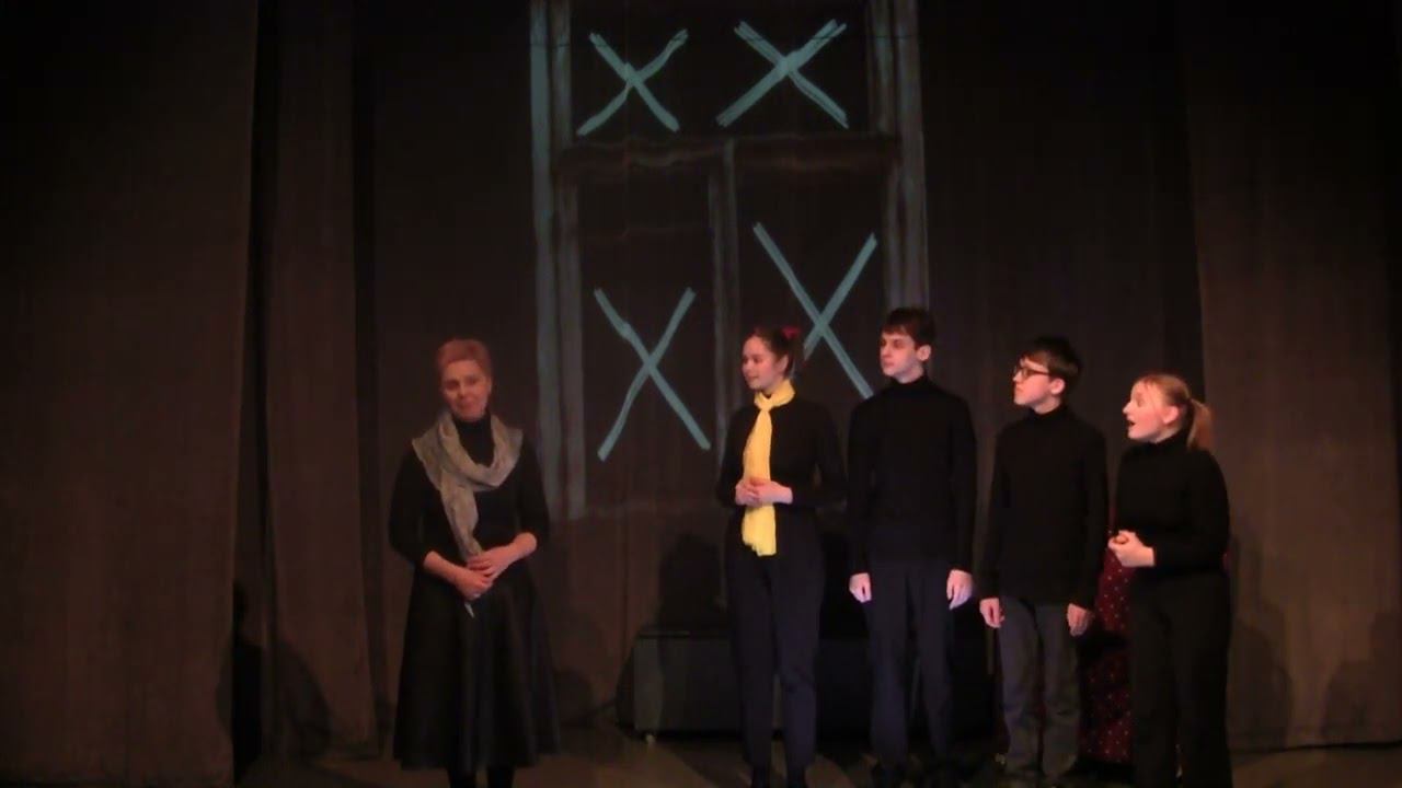 Отрывок из камерного психологического спектакля  "Я встретил вас..." (режиссер Е.К. Кирюшина)