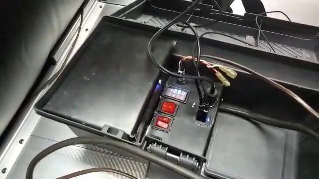 Электропитание 12 вольт в моей лодке, ПВХ Гладиатор C370AL, своими руками. Часть 3..mp4