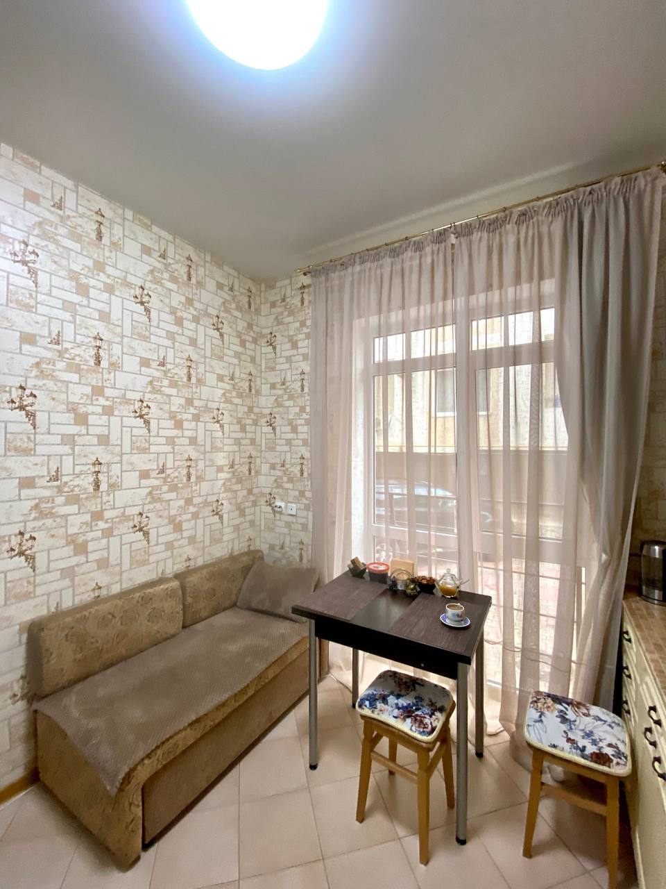 Квартира в Геленджике цена 9 млн.р.  на переулке Восточном при пересечении с улицей Дивноморской