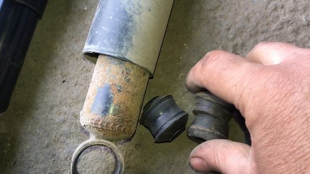 КАК ПЕРЕДЕЛАТЬ И ПОСТАВИТЬ АМОРТИЗАТОР С НИВА УРБАН НА ПРОСТУЮ ВЕРСИЮ