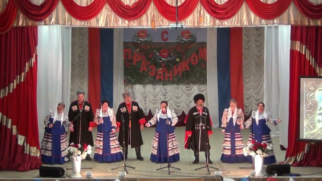 Вокальный коллектив "Раздолье" "Разлетелась по полю..."