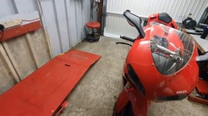 Selling Ducati 848 2009