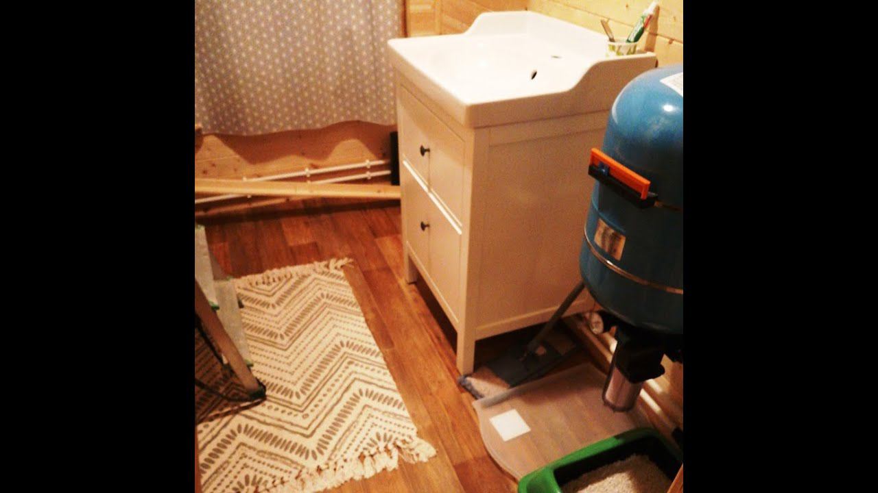 Таркетт в санузел на деревянный пол.Tarkett.