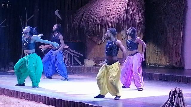 Анапа Африканская деревня 2023 Танцевальный 01