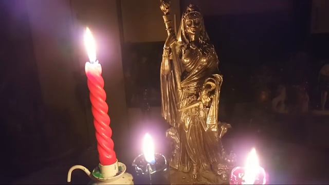 РИТУАЛЫ МОЕЙ ПРАБАБУШКИ . ИНГА ХОСРОЕВА . ВЕДЬМИНА ИЗБА.