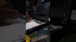 Ganti LCD Asus Eee PC 1215P