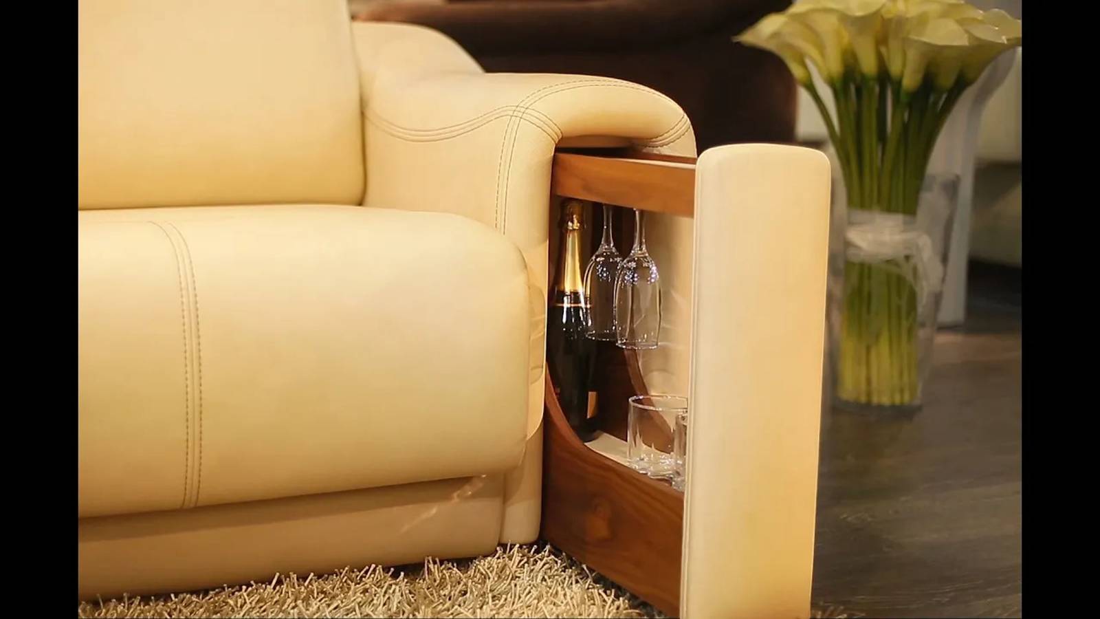 Боковина с потайным электрическим баром