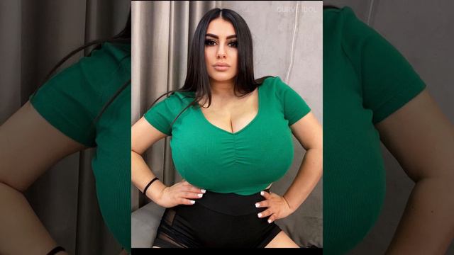 Donna Roza Beautiful Curve Model | 5'5 Body | Curvy Model | Plus Size ...