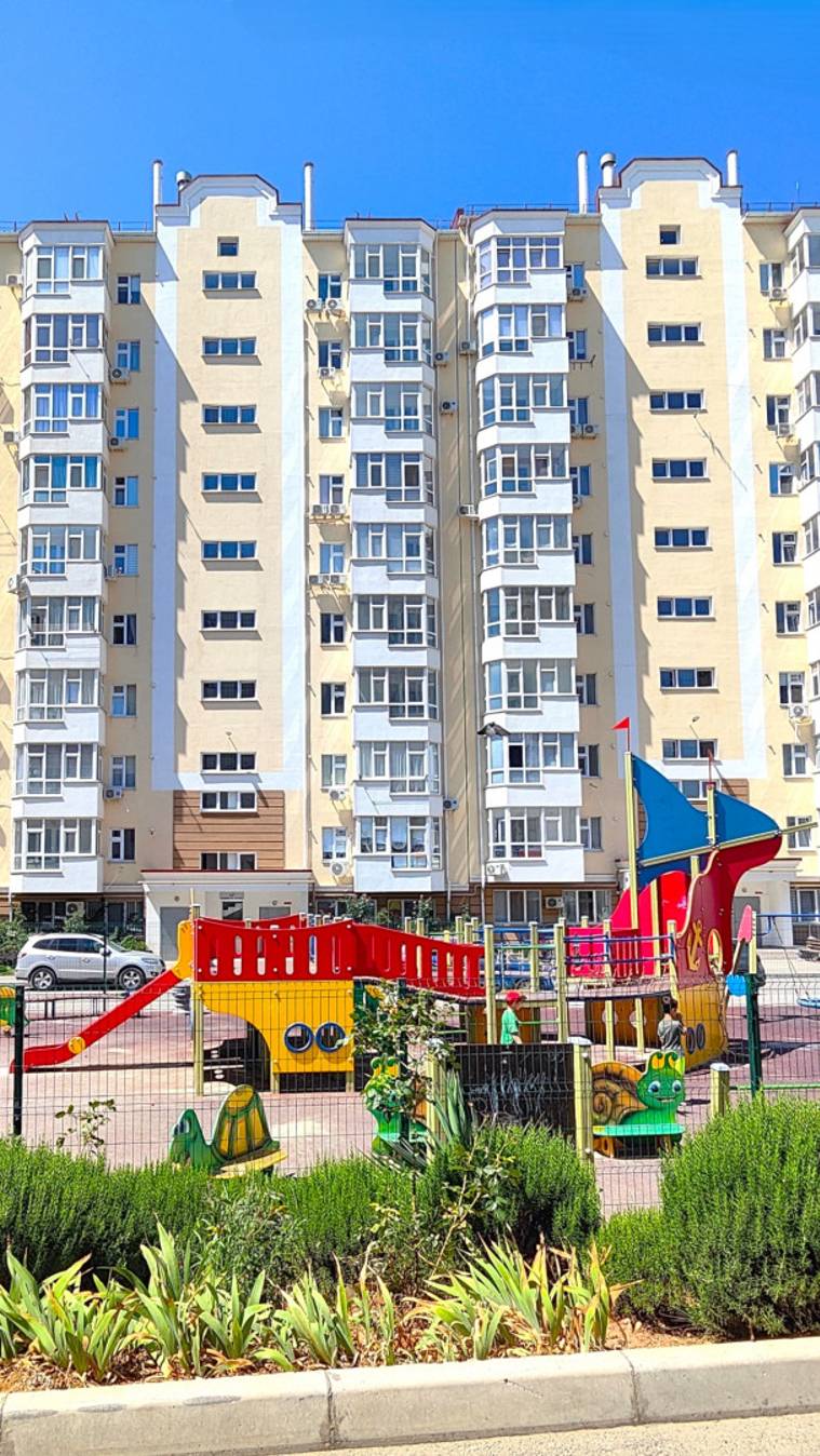 Двухкомнатная квартира с ремонтом и видом на море в Севастополе. 8978-059-92-55, Геннадий.