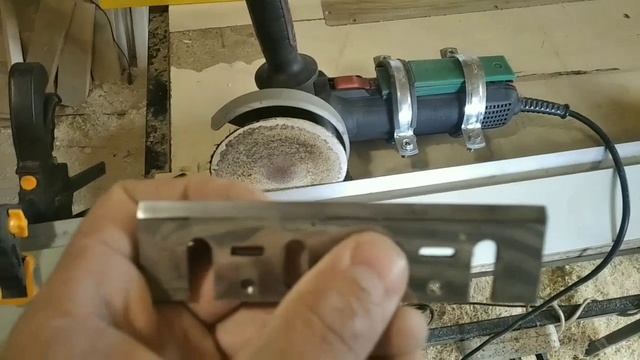 Приспособление для заточки ножей рейсмуса, фуганка .mp4