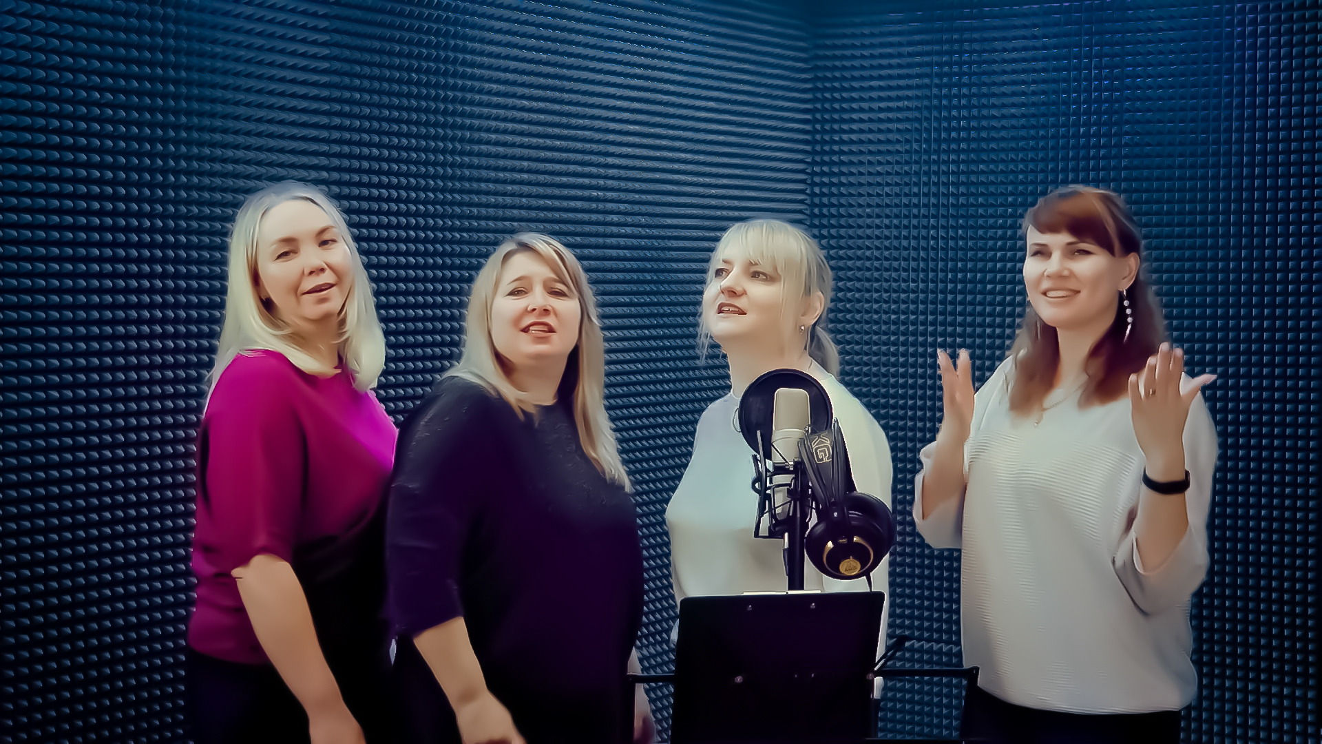 С Днём защитника Отечества!  студия  в Ульяновске видеоклипы ?