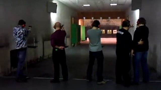 Стрельба в тире ДОСААФ