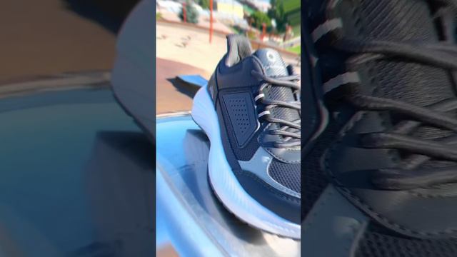 Серый в моде при любой погоде!👟