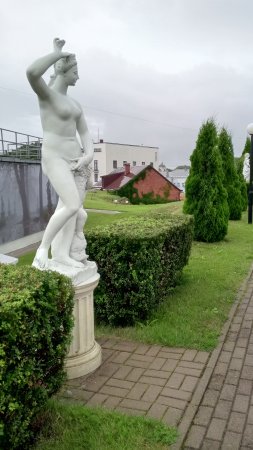 картина "Ромашки" уезжает домой