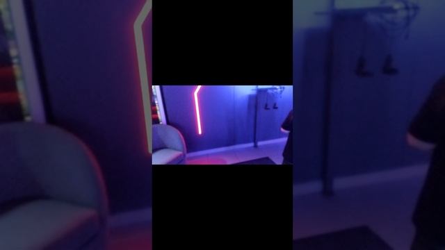 Виртуальная реальность и вкусняшки