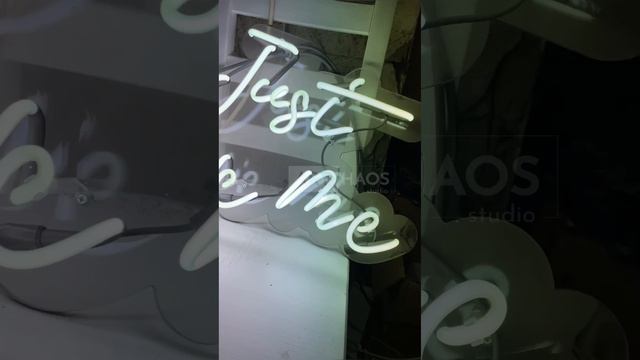 Вывеска из стеклянного неона just love  me от студии Арт Хаос.