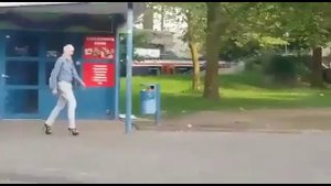 Дед на каблуках