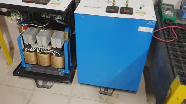 ЗУ-1ПУ   Пуско зарядное устройство "КОМЕТА" 12 и 24В.