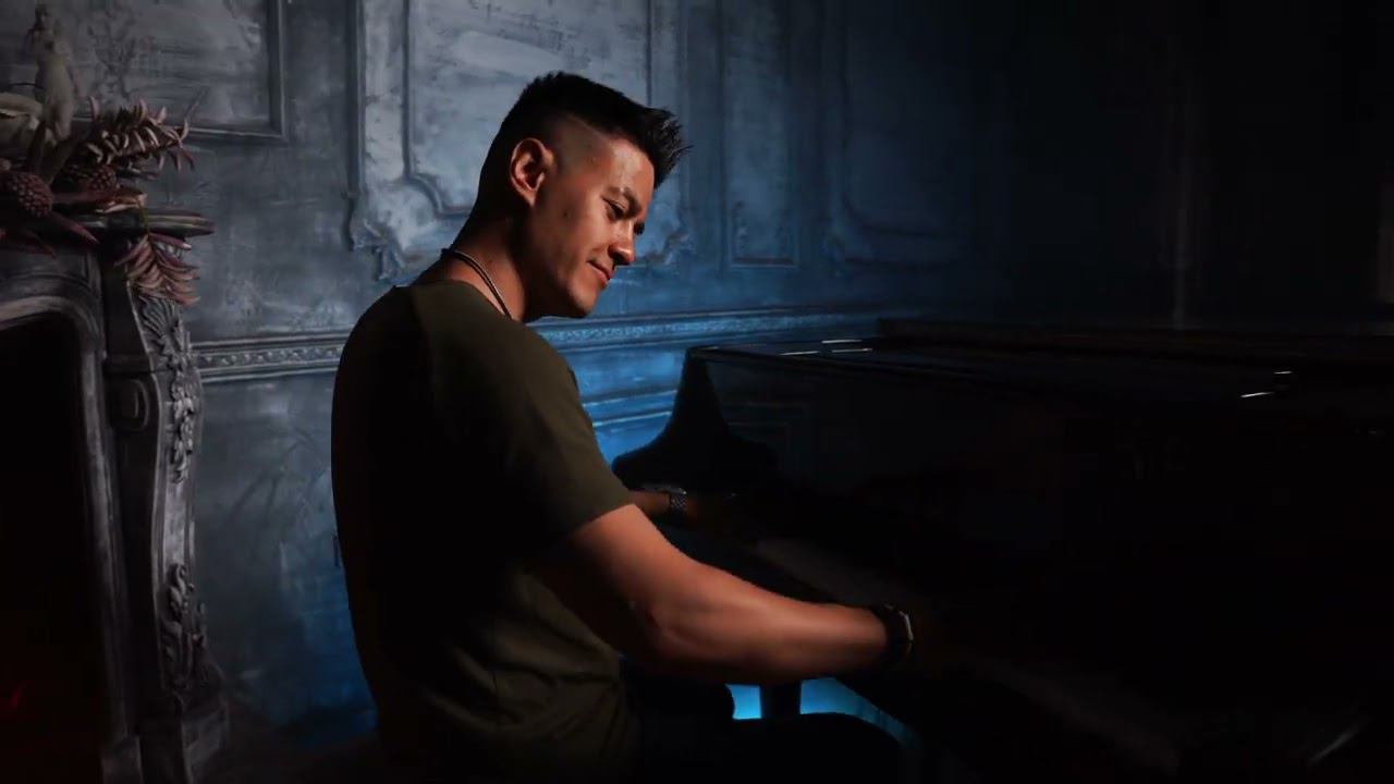 фортепьяно чёрное