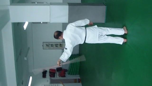 Ким Нам Джи  шест 1