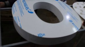 Изготовление вывески из пластика в виде объемные букв с лицевой подсветкой