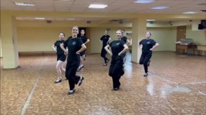 С предстоящим днем студента поздравляет ансамбль народного танца «Исток».