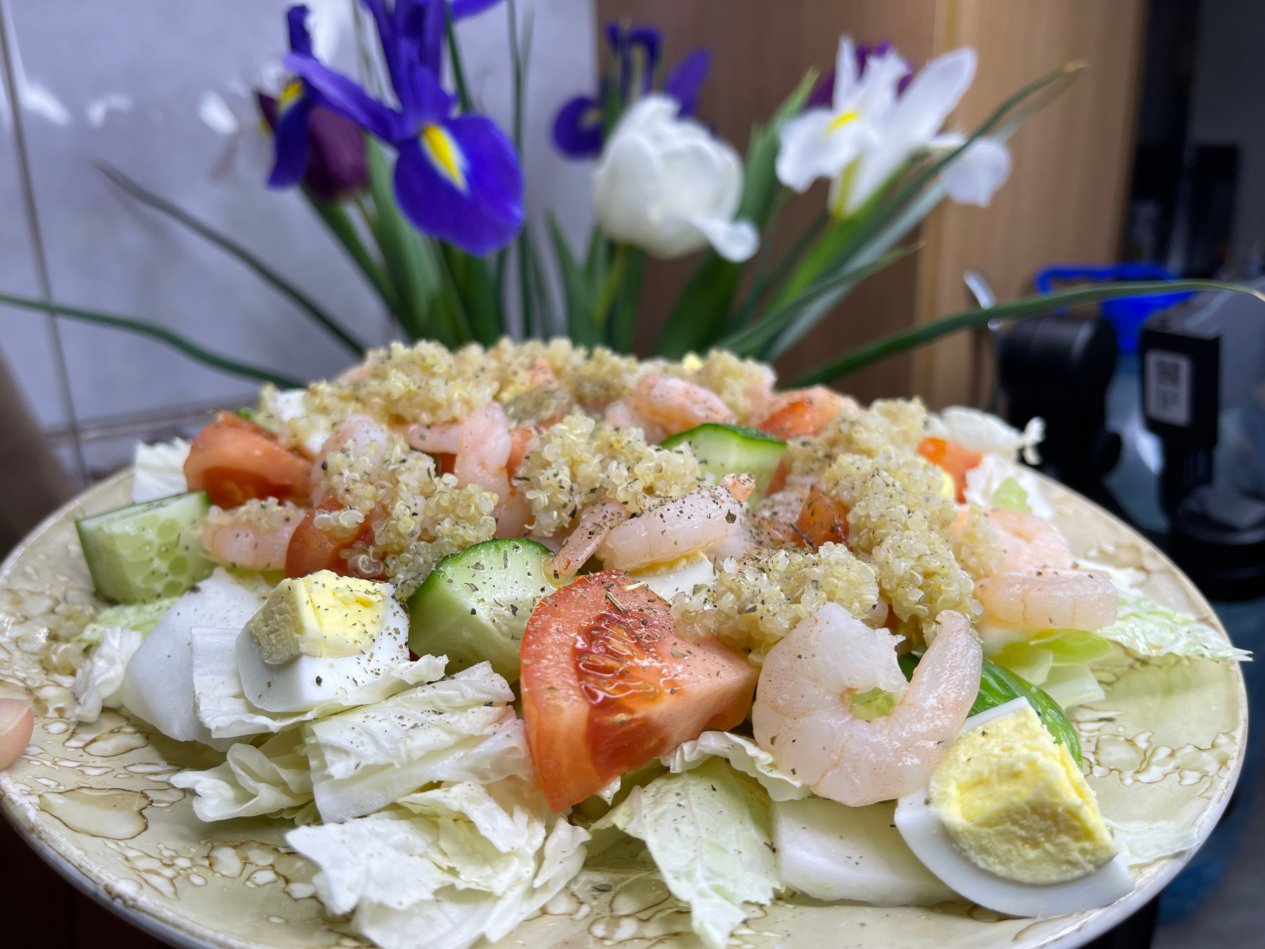 Салат с киноа и креветками - СБАЛАНСИРОВАННЫЙ НИЗКОКАЛОРИЙНЫЙ УЖИН!