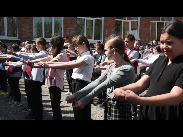 Народная зарядка с чемпионом. Кулешовка.