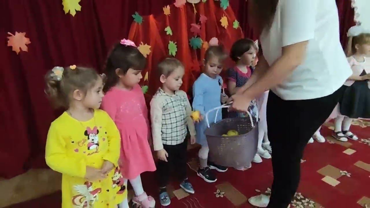 Праздник осени во 2й дежурной группе