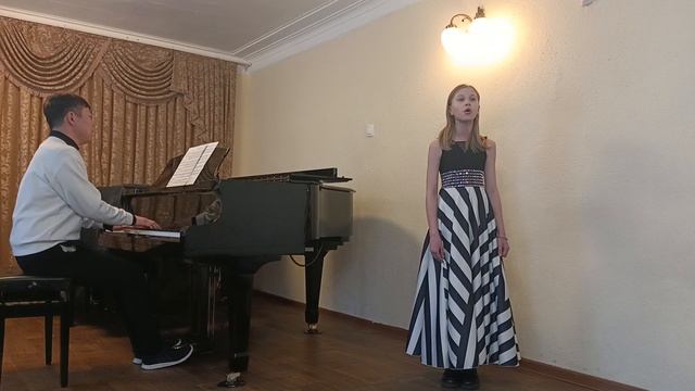 Ц. Кюи "Майский день"
Исполняет Анастасия Макарова, 11 лет
