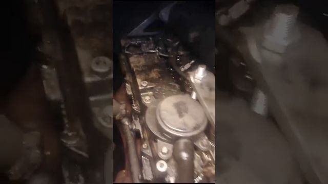 Mercedes Sprinter 2.1 2003 best repair for spripped thread injector bolts! #automobile #mechanical