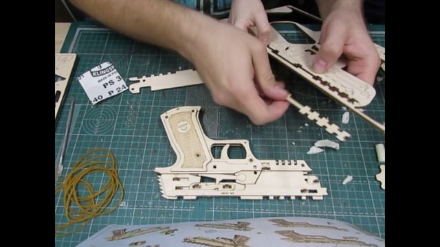 Модель "Пистолет Вольф-01" (1/1)