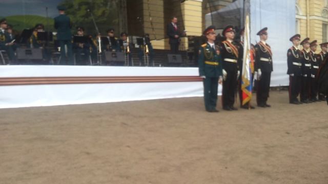 09.05.2014г День Победы. Концерт в Михайловском саду. 20140509_120206.mp4