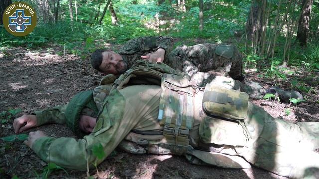 поворот на себя с ногой