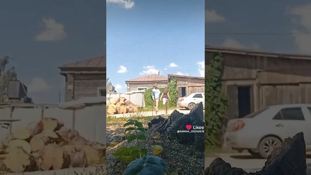 Like_7398058087399516037.mp4