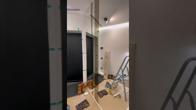 Установка шкафа в прихожую