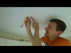 Как установить светильники в натяжной потолок