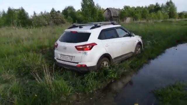Зачем мне полный привод на Крете.Утонул в поле!