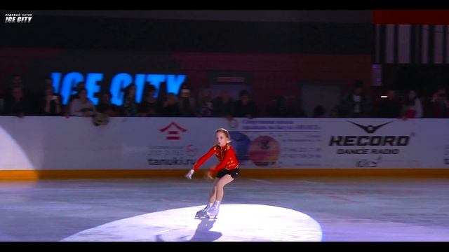 Горячий лёд(Аврора молл) Елизавета Сухова.mp4