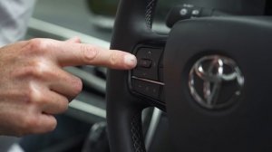 Toyota Mirai review: the hydrogen car that 'urinates' ?