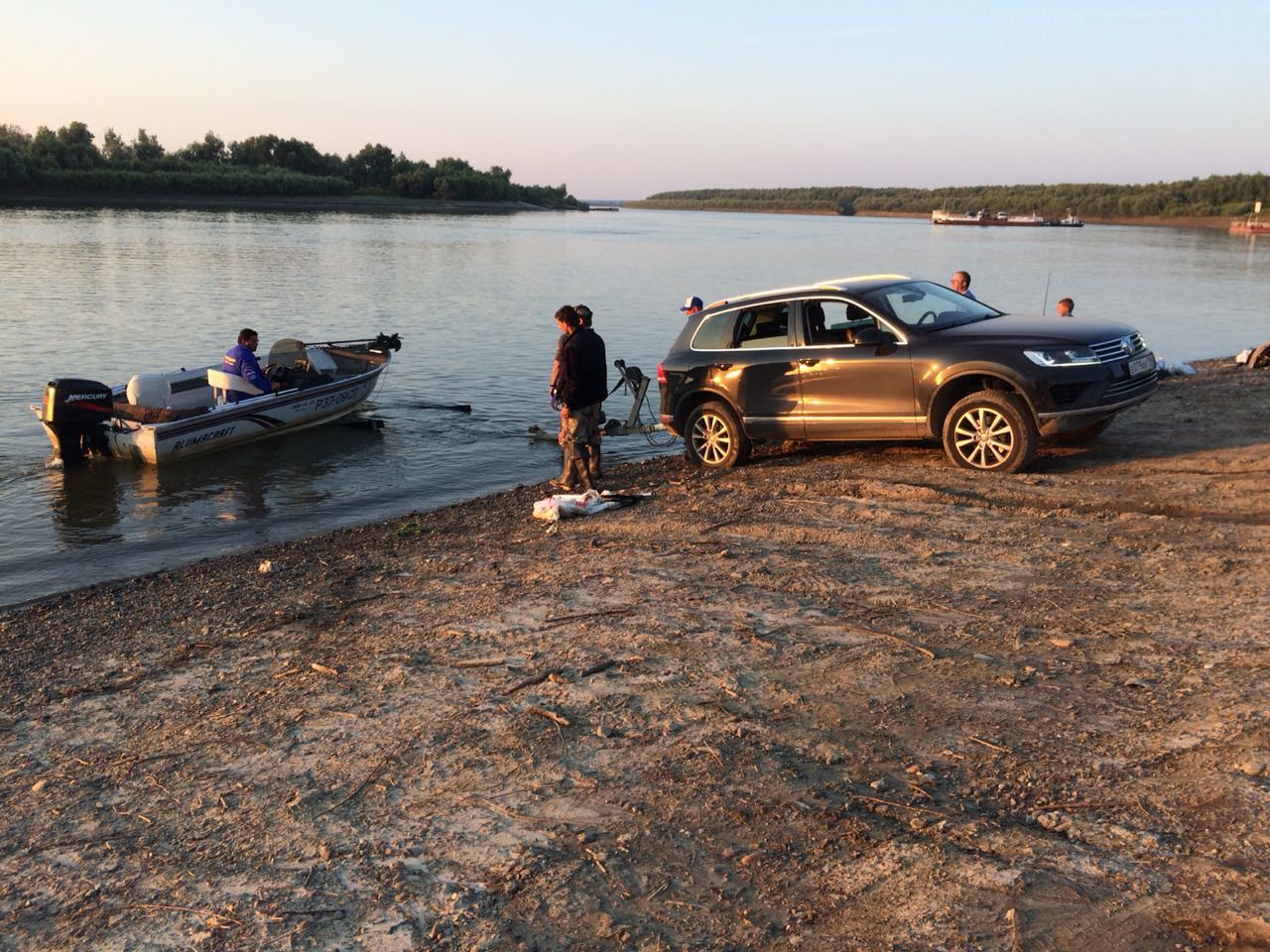 Экспедиция на Иртыш, продолжение. Клёв не искали, было и так клёво - 2018 год.