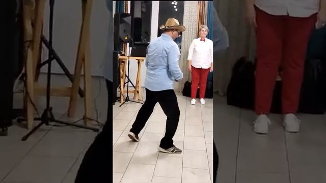 1000015196.mp4