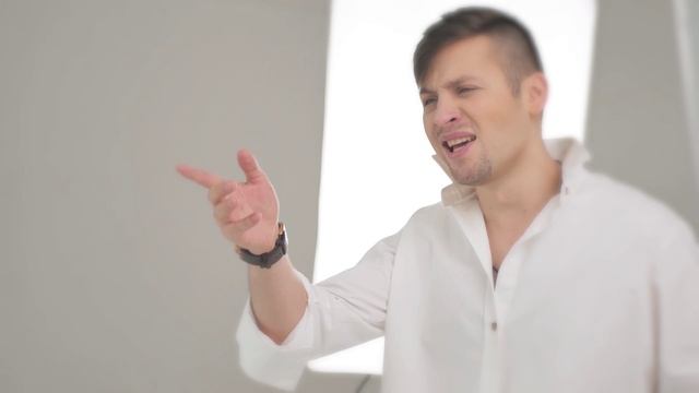 "Кончиками пальцев" Аль Виноградов