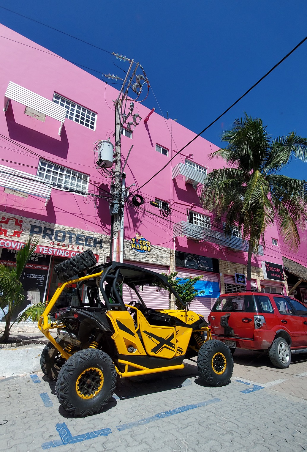 Выезжаем из Playa Del Carmen в Cancun, Mexico