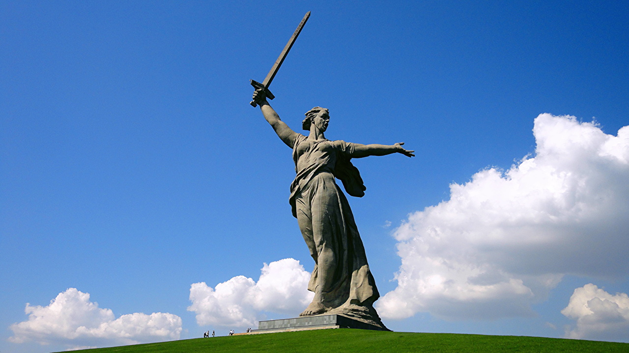 Женское лицо войны